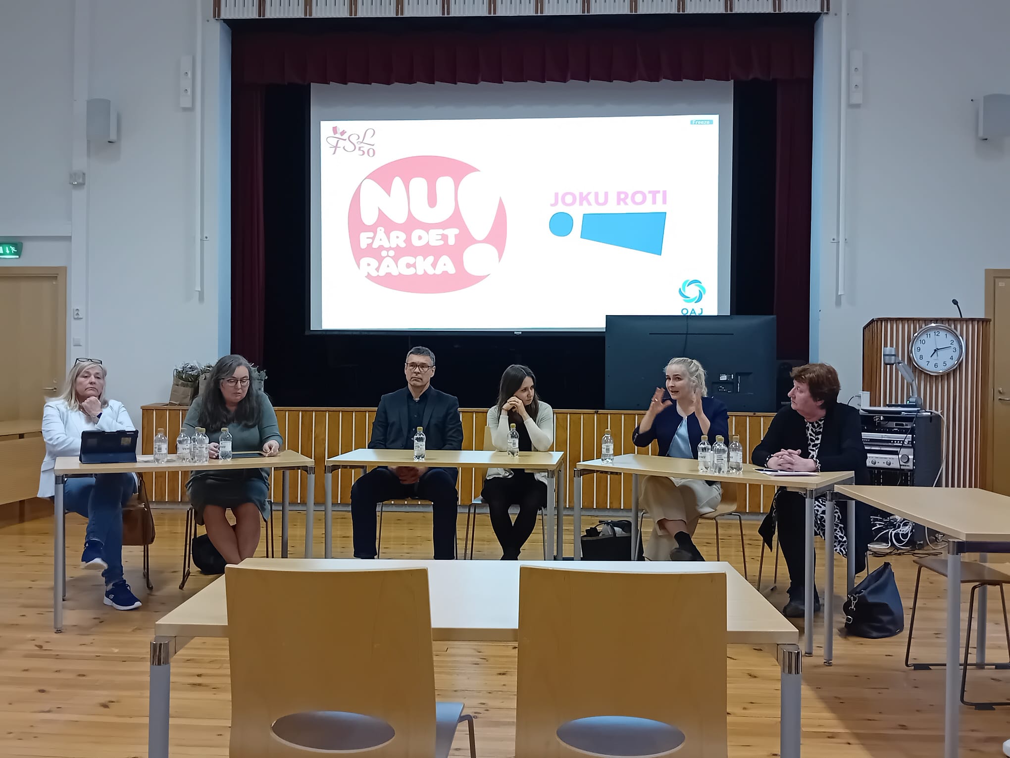 OAJ:n Raaseporin paikallisyhdistys järjesti paneelikeskustelun ...